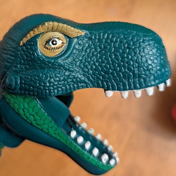 Jaru | Toys | Trigger Dinosaur Toys The Trex Bite Fury Funny Press ...